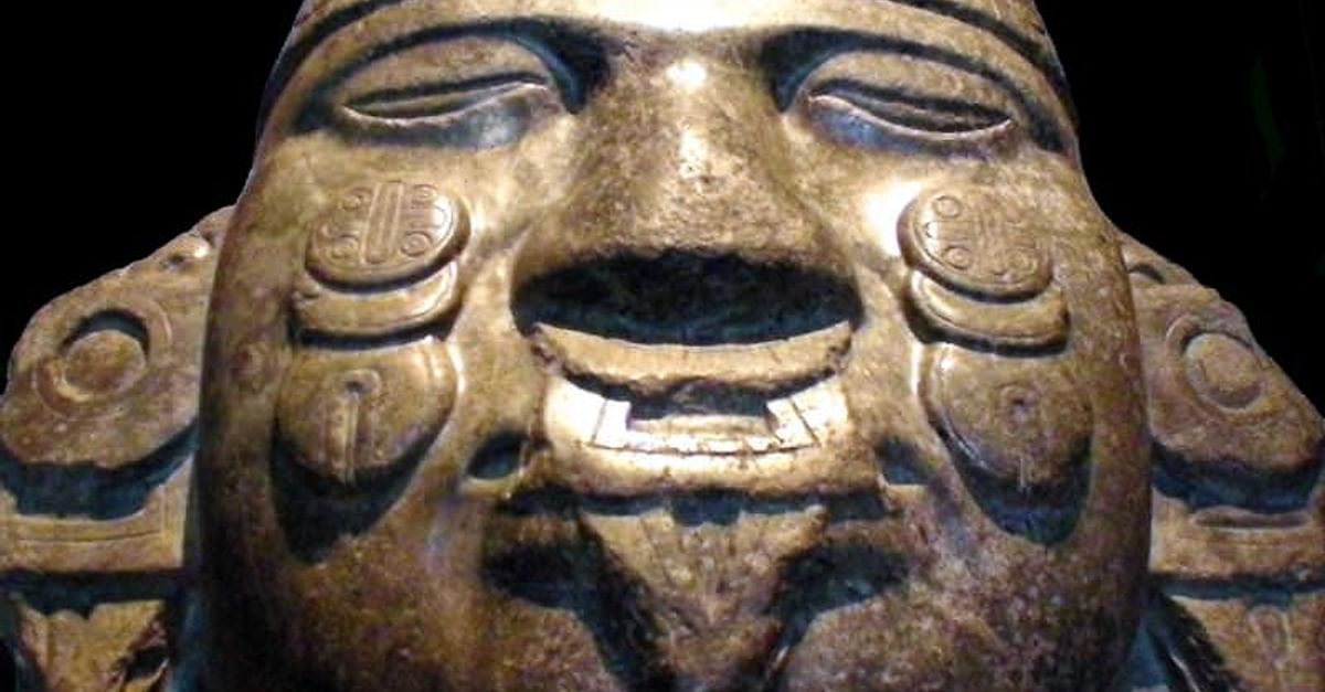 Secretos de la Cerámica Azteca: Historia de Arte y Tradición